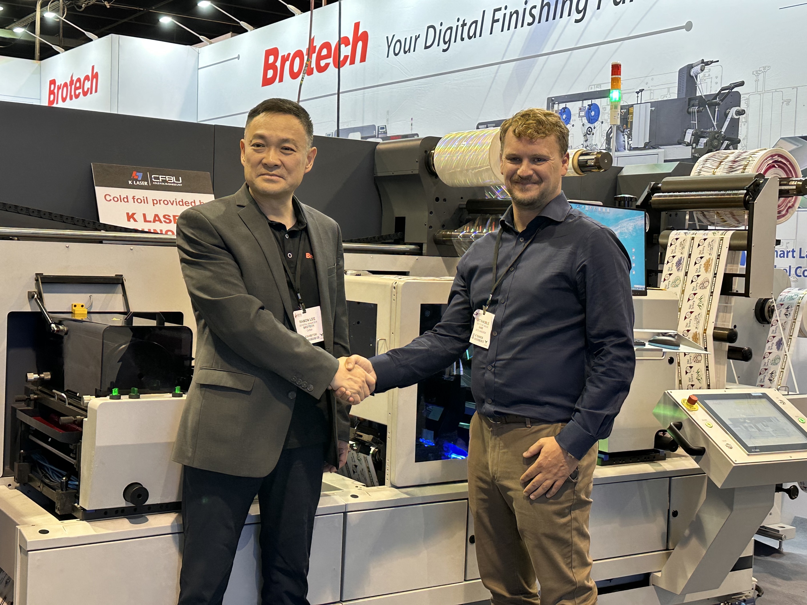 Brotech在美国芝加哥标签印刷展览会上推出采用 Xaar 2002 喷头开发的新一代数字增效系统_企业资讯_新闻资讯_再生时代